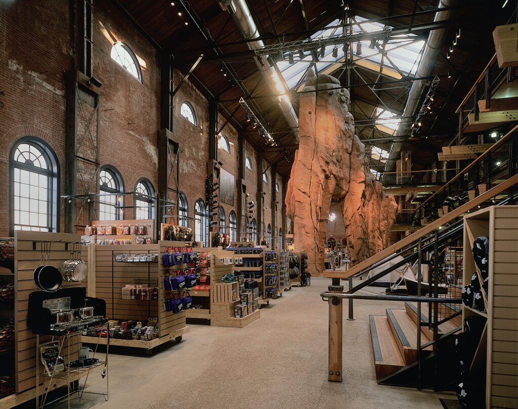 Design Meets the Outdoors: The REI Flagship Building Through Time ...